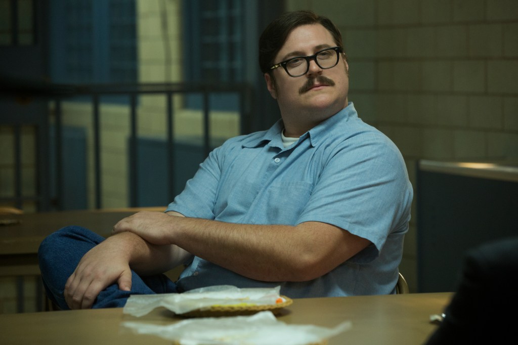 Cameron Britton Transforms Into Disturbed Killer Ed Kemper – The ...